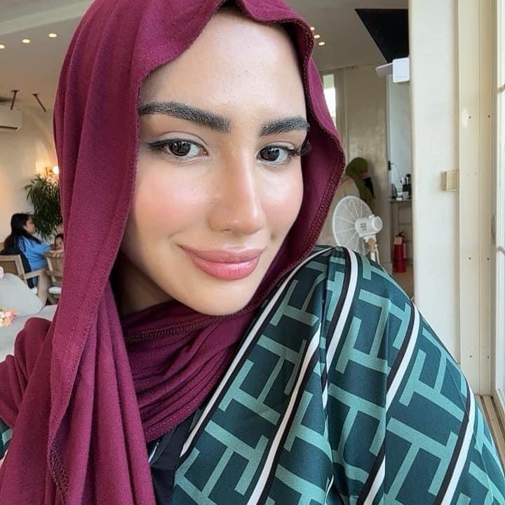 [COD] Min Sofia Cotton Jersey Hijab Malaysia Made - TikTok Shop Philippines