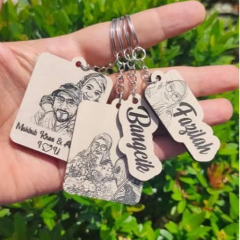 Keychain nama ukiran Kayu / Engraving Keychain (custom name) - TikTok ...