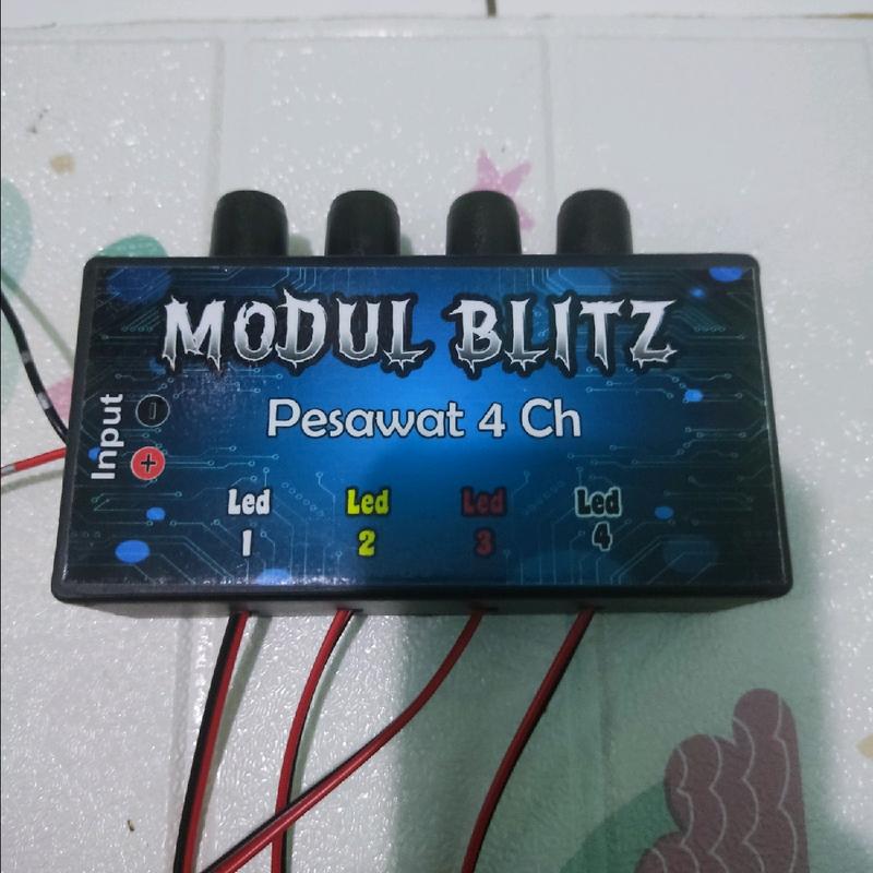 MODUL LAMPU BLITZ PESAWAT 4 CHANEL 12 DAN 24 VOLT - Shop | Tokopedia