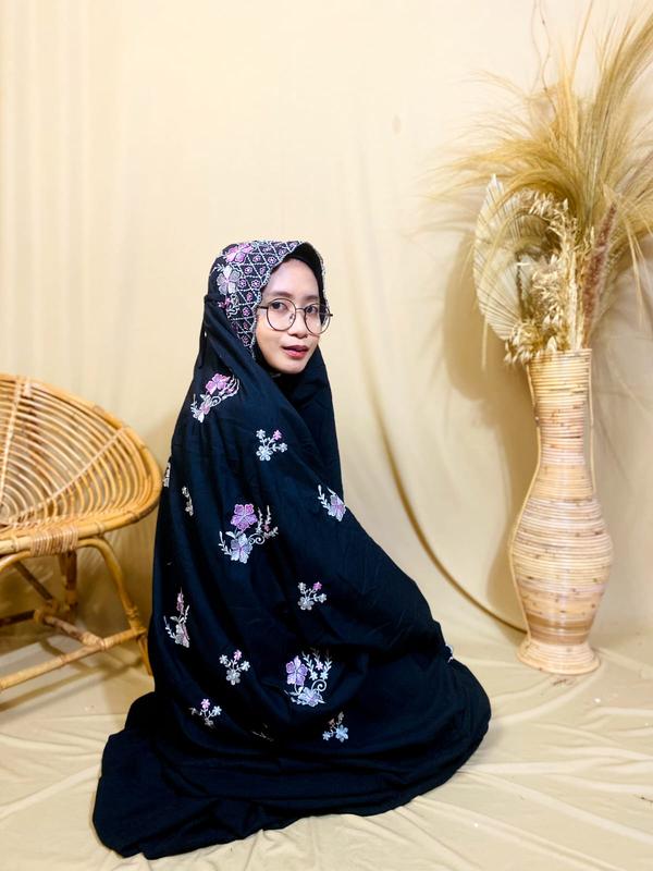 Mukena Lajuran Safira Kain Warna Mukena Terusan Pesantren Kekinian ...