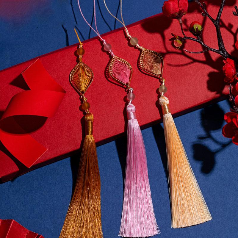 12cm Beautiful Tassels Soft Polyester Thread Creative Leaf-shape ...