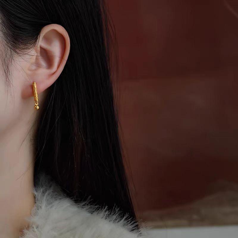 Anting-anting Corak Rumput Kerinting, Rekaan Istana yang Cantik ...