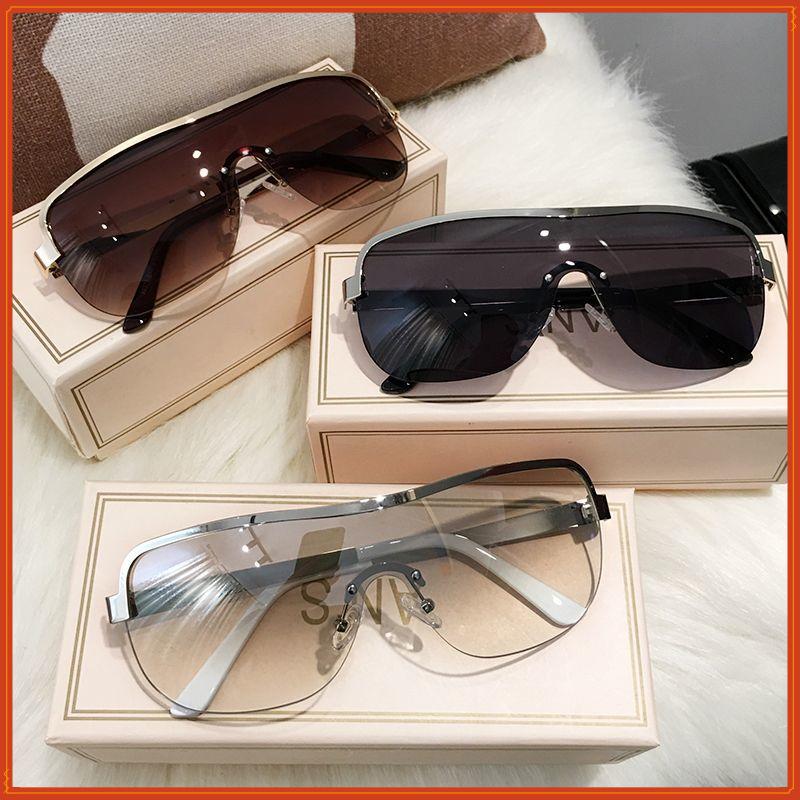 In Stock Pilot Sunglasses for Men High-End Cool Reflective Light ...
