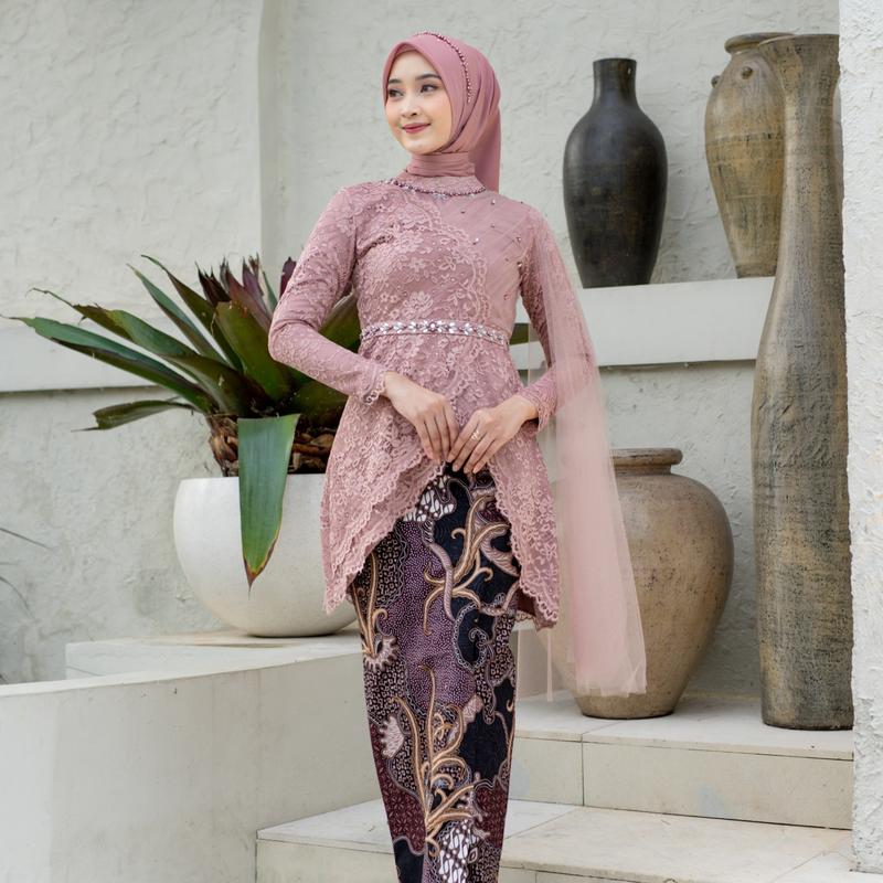 MYLYF Official Nesya Kebaya Dress Bahan Brocade Cornelli Tunangan ...