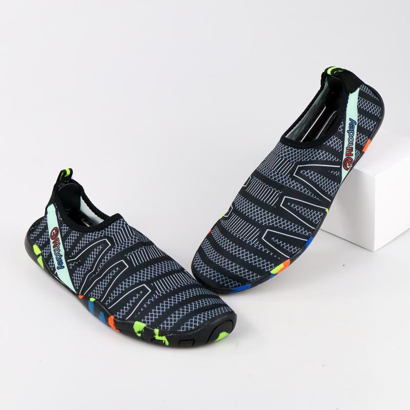 sepatu air / sepatu pantai pria wanita anti karang sepatu Rafting ...