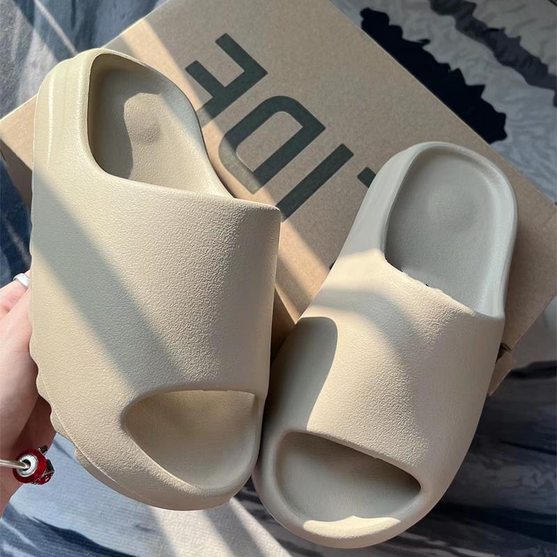 C&D Shoes พร้อมส่งจากไทย คุณภาพเดียวกัน Kanye รองเท้าแตะสลิปเปอร์ ...