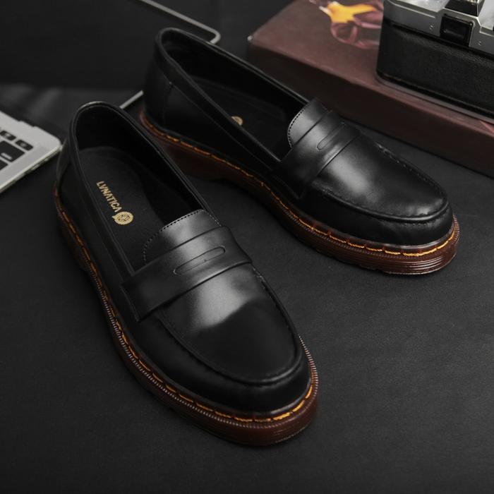 Promo ARCHER BLACK GUM |ManNeedMe x Lvnatica| Sepatu Loafers Pria ...
