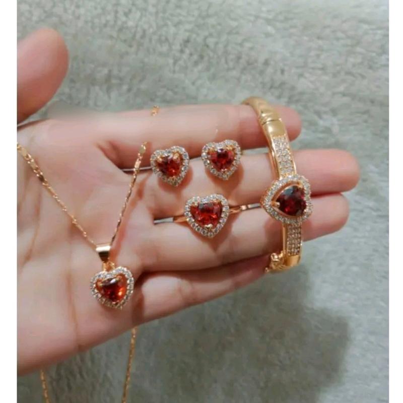 Set Perhiasan Dewasa Titanium Motif Hati Merah Mewah Anti Karat Terbaru ...