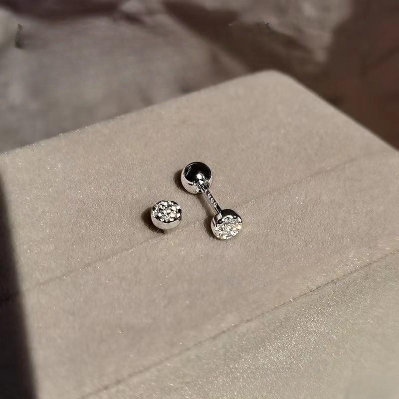 Anting-anting Skru Mini Bulat Kecil Wanita Baru yang sangat berkilauan ...