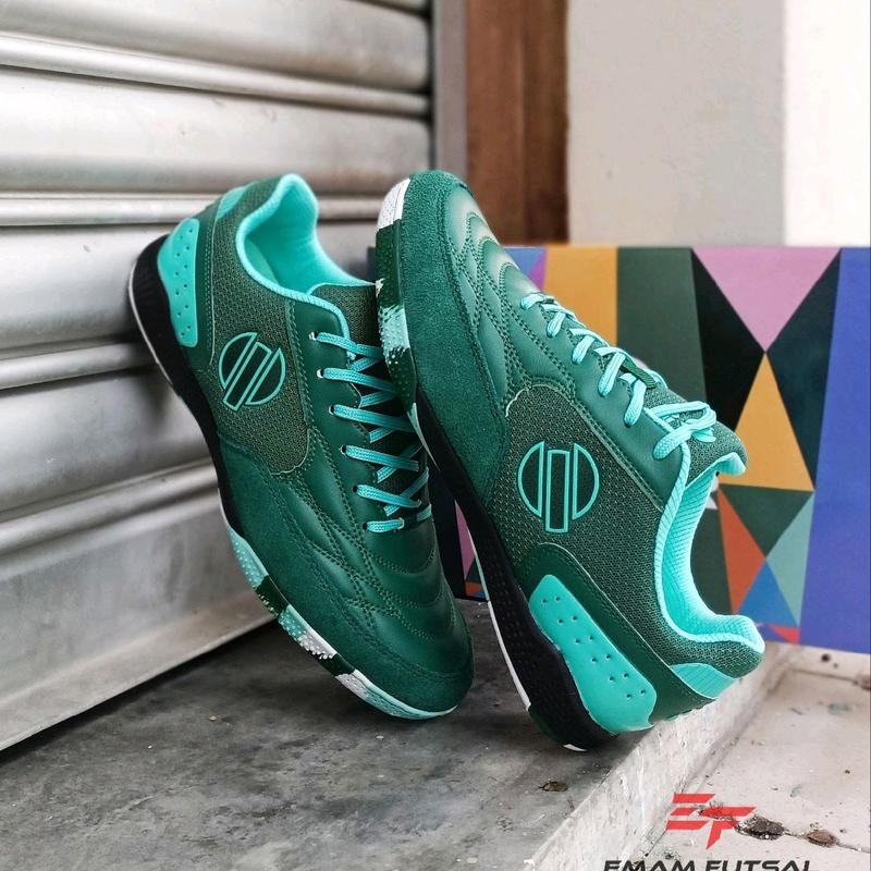 QUASER TACTIX FUTSAL SHOES - TikTok Shop Malaysia