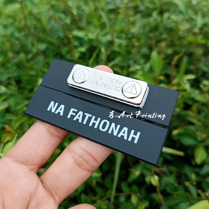 SEHARI JADI Name Tag Grafir Gravir Gravier DOFF Laser MURAH( - Shop ...