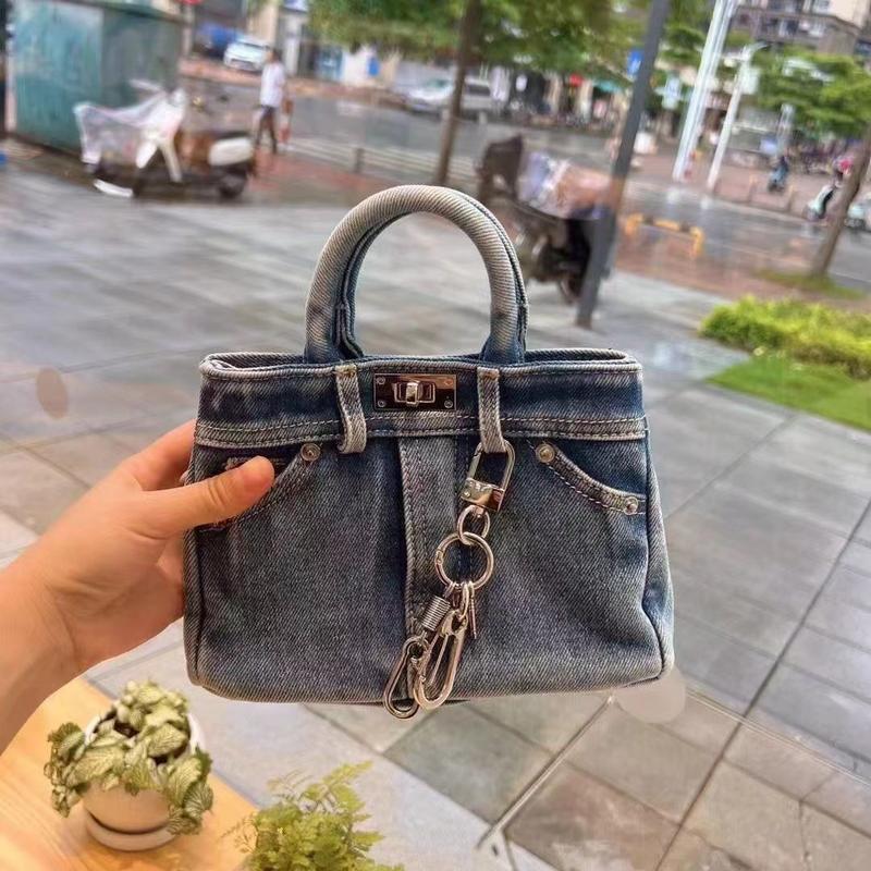 Beg Tangan Denim, Gaya Retro, Mudah Padanan, Dibasuh, Beg Bahu - TikTok ...