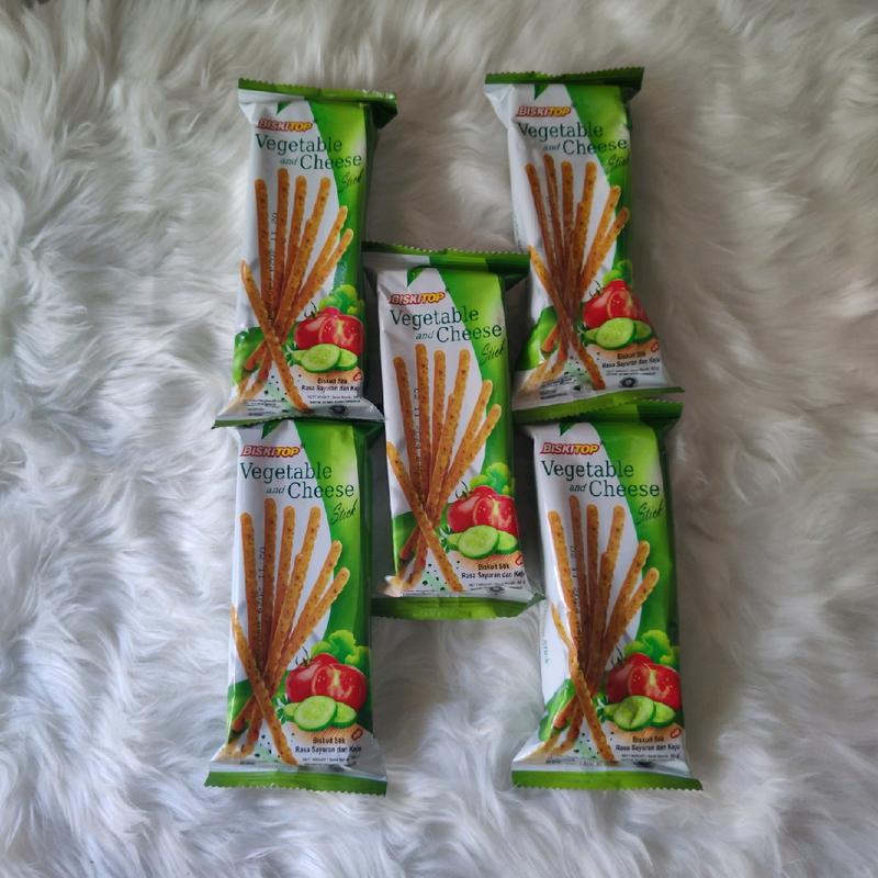 Biskitop Vegetable and Cheese stick/ Biskitop sayur dapat 5 pcs - Shop ...