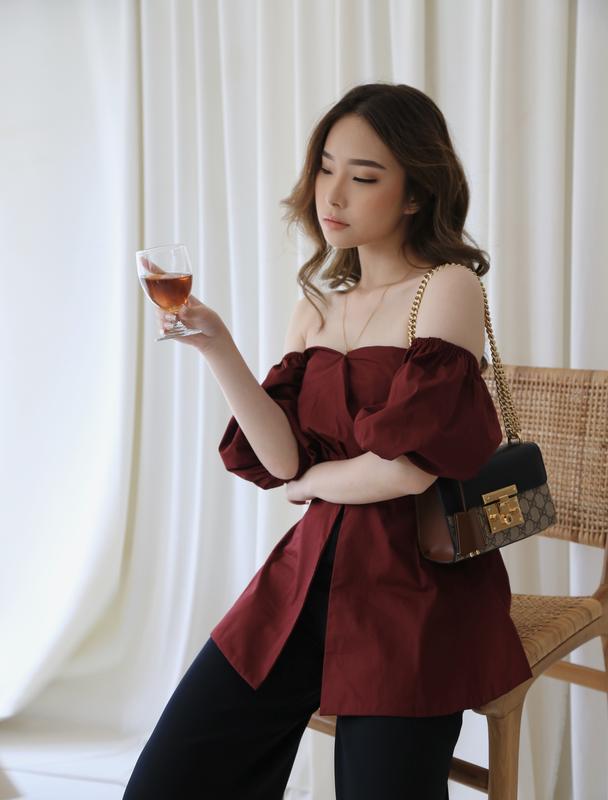 Michelle Off Shoulder Top Atwell Apparell - Shop | Tokopedia