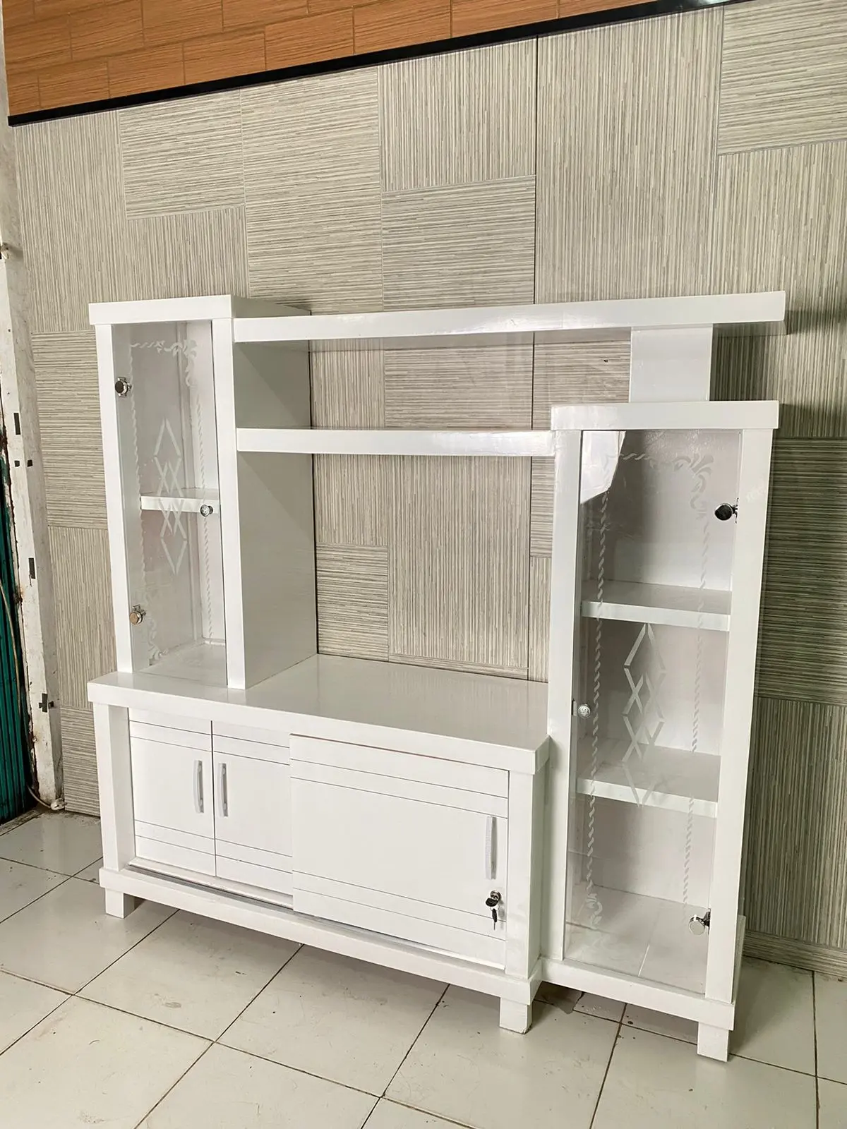 BUFET TV MINIMALIS KACA SANDBLAST furniture - Shop | Tokopedia