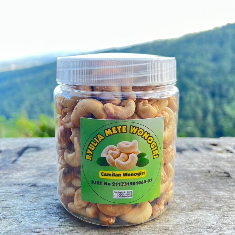 KACANG METE TOPLES FRESH RENYAH GURIH Food Snacks Goreng Mede - Shop ...