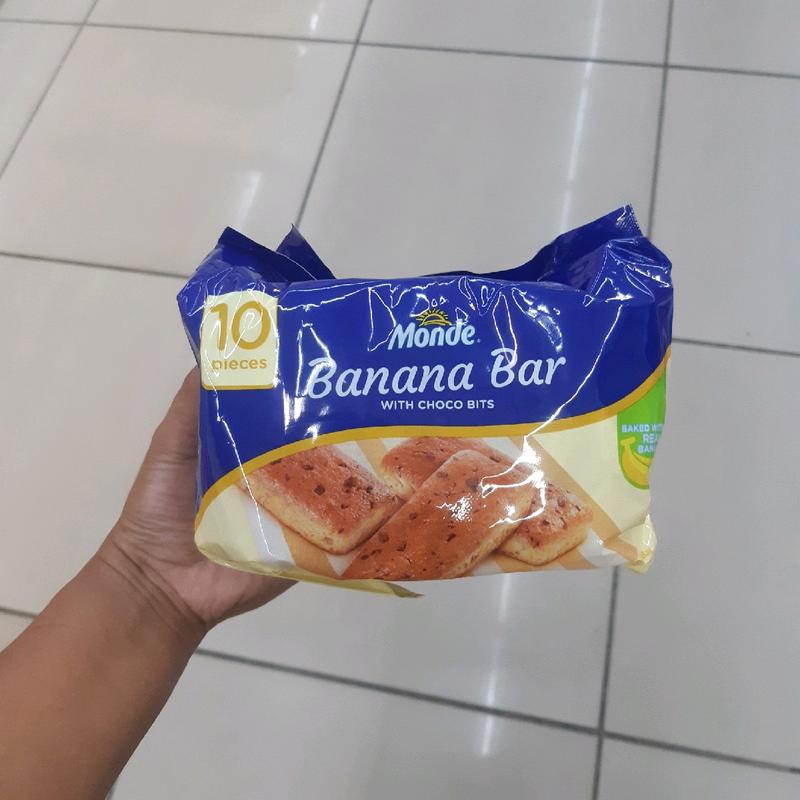 Monde Banana Bar with Choco Bits 10s Snack - TikTok Shop Philippines