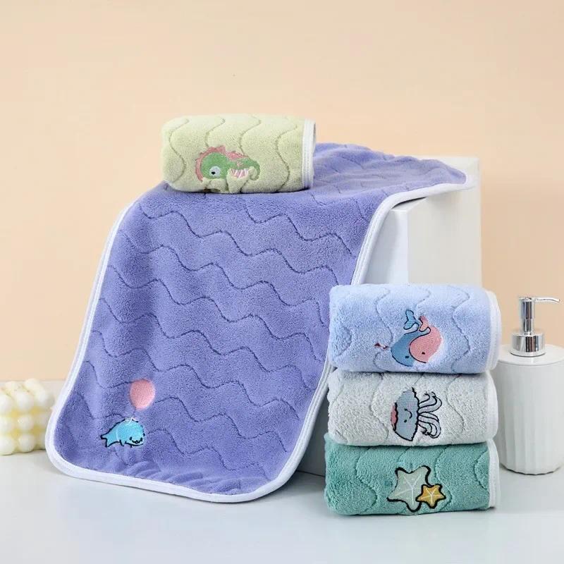 Tuala Mandi Bayi, untuk Lelaki dan Perempuan, Bahan Baldu Karang, Comel ...