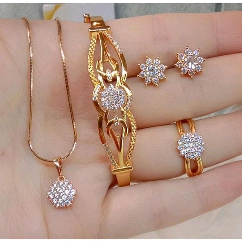 SET PERHIASAN BUNGA BANGLE TITANIUM WANITA DEWASA 24K - Shop | Tokopedia