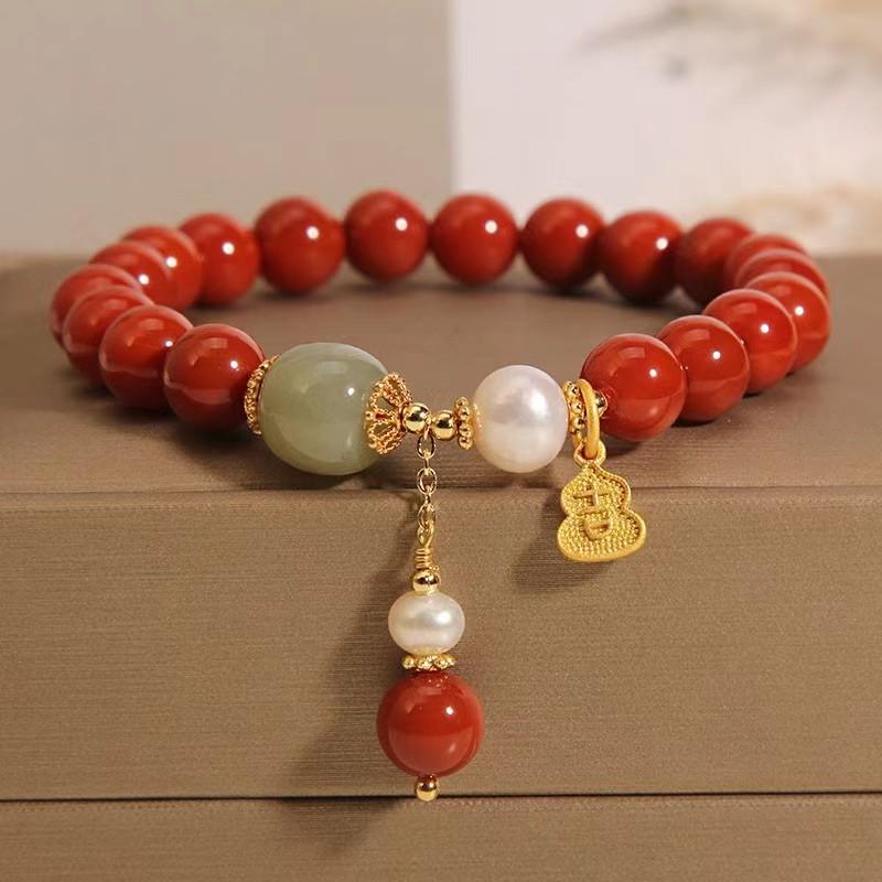 Gelang Loket Labu Manik Merah, Rekaan Elegan, Sesuai sebagai - TikTok ...