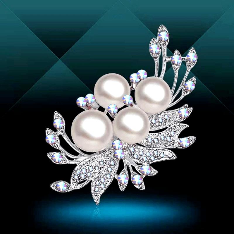 Kerongsang Berbentuk Bunga, Mewah dan Berkilat, dengan Lencana - TikTok ...