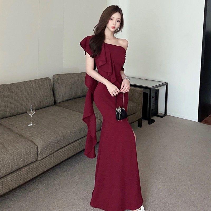 Gaun Gaun Panjang, Gaya Korea, Merah dan Hitam, Elegan, Luar - TikTok ...