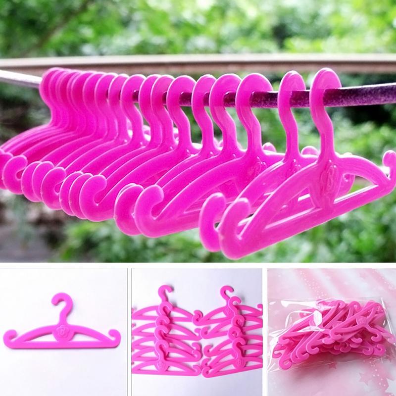 20 mini pink Barbie doll hangers for kids Barbie toys hanger - TikTok ...