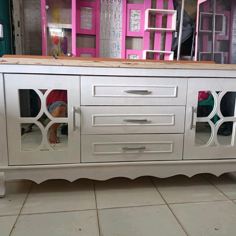 bufet pendek, bupet laci pendek putih, bufet tv, meja tv minimalis ...