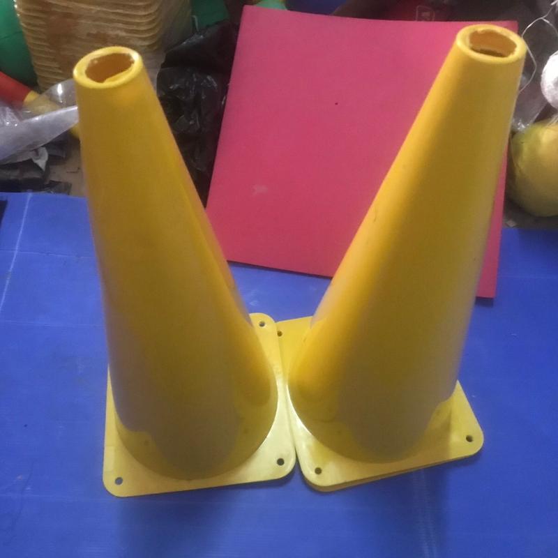 CONES Tinggi 40 cm, Diameter dasar 19 cm - Shop | Tokopedia