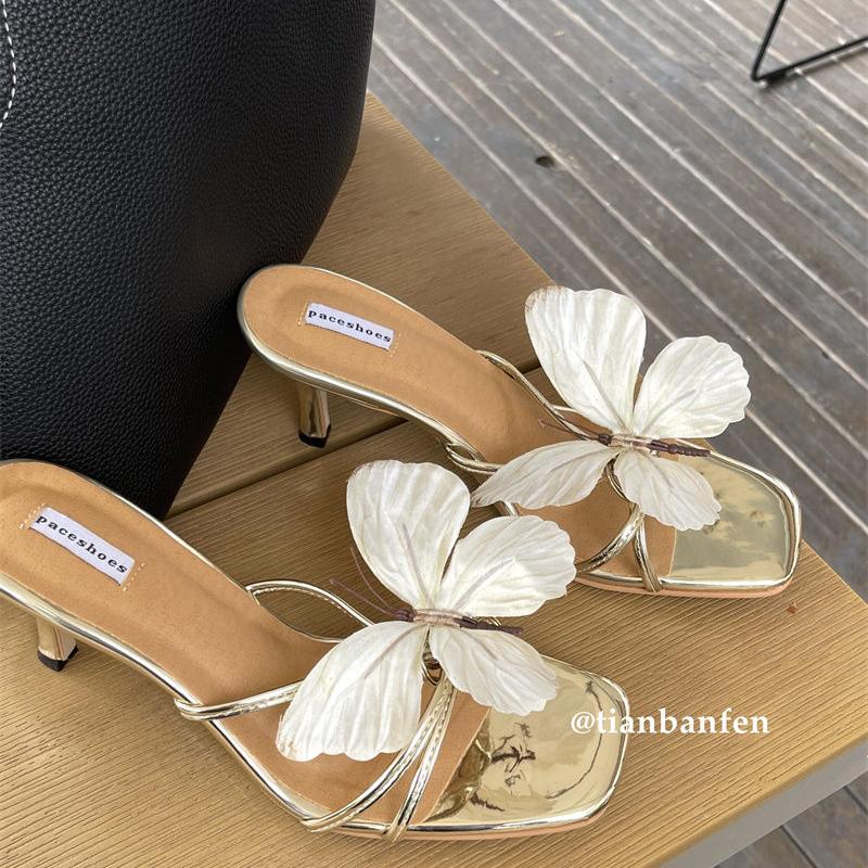 Gam bunga Phalaenopsis, Gaya Percutian Suasana, Bunga Kasut, - TikTok ...