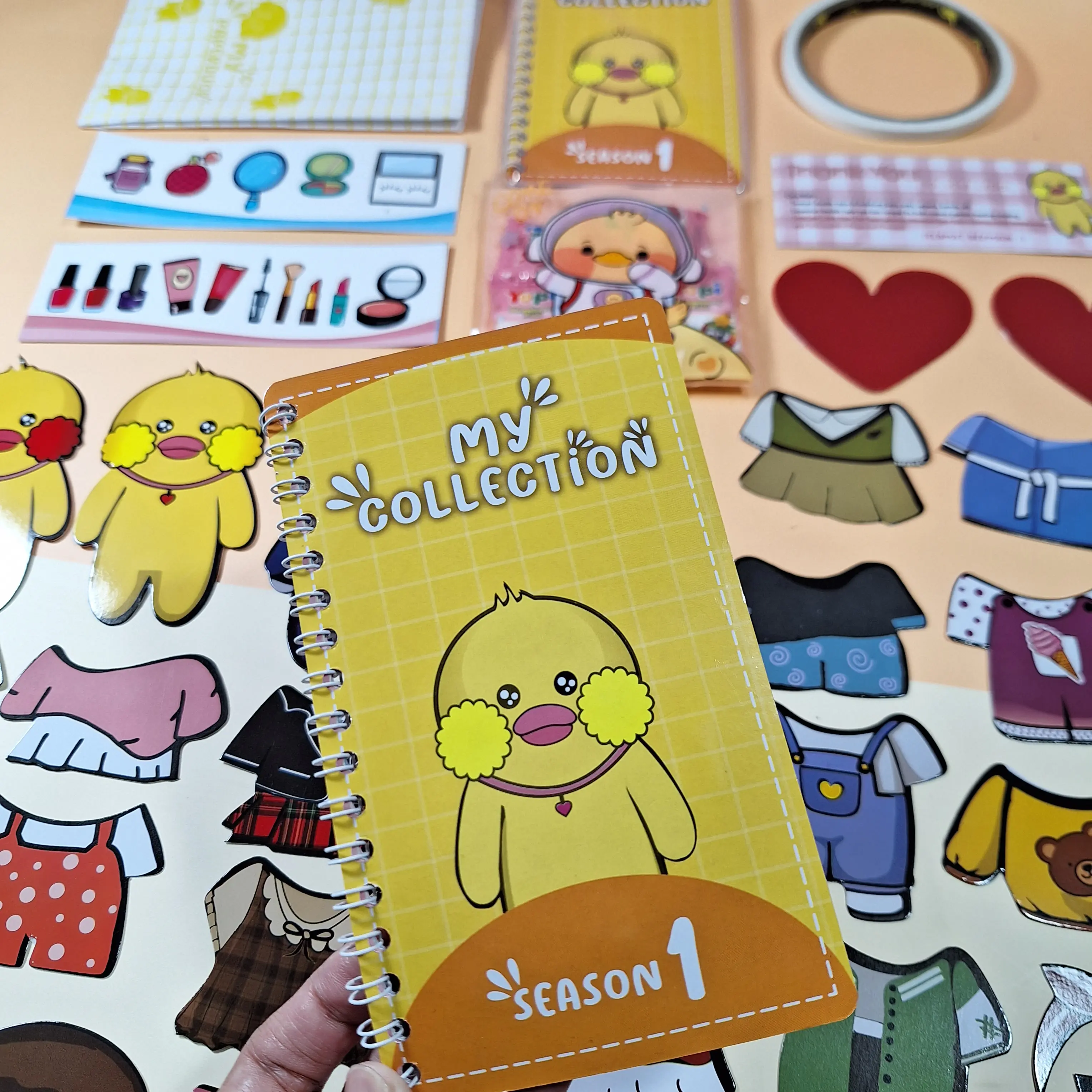 Koleksi Baju Paperduck Super lengkap, Lemari Baju Bebek super lengkap ...