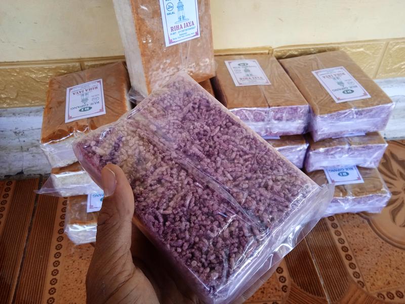kue Gipang lapis oleh oleh khas serang banten enak dan gurih / 290 gr ...