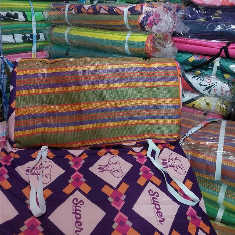 Comforter foam with Banig with garter ( Single | Double | Queen ...