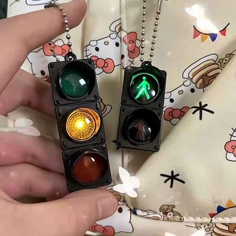 Electronic Traffic Light Keychain Cute Mini Pedestrian Light - TikTok ...