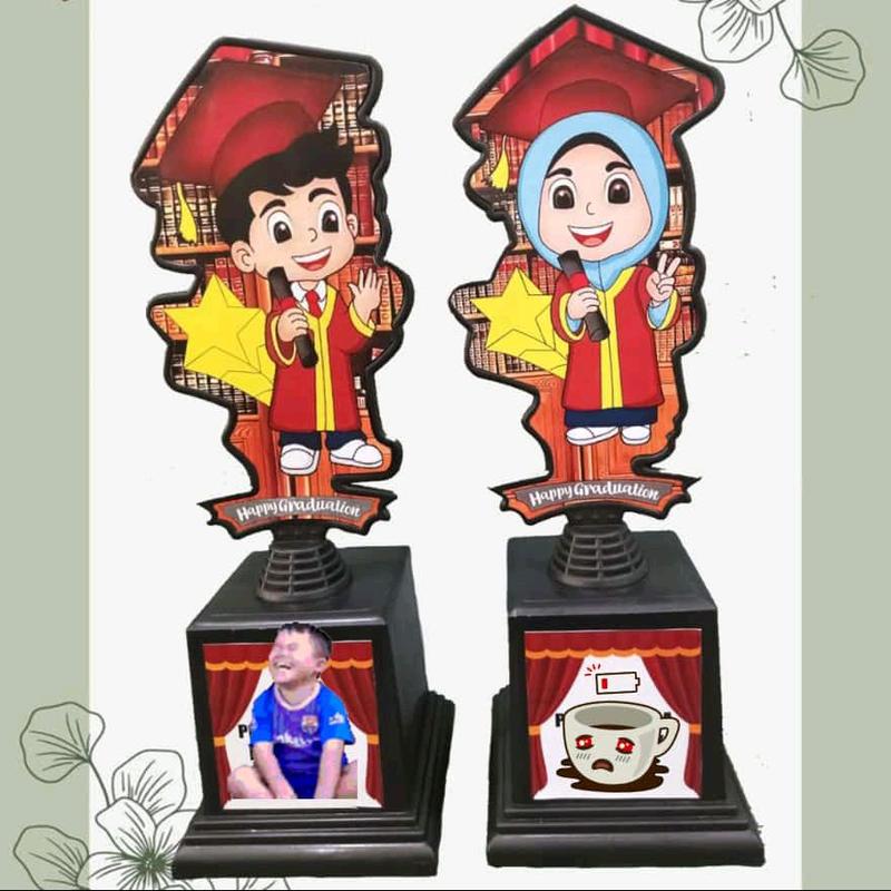 Piala wisuda Murah Tk/RA /paud . piala wisuda tropi - Shop | Tokopedia