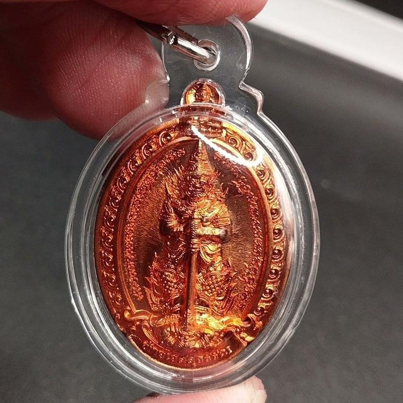 Azimat Thai Kruba Jin 2562 Loket Yark/Thao Vetsuwan - TikTok Shop Malaysia