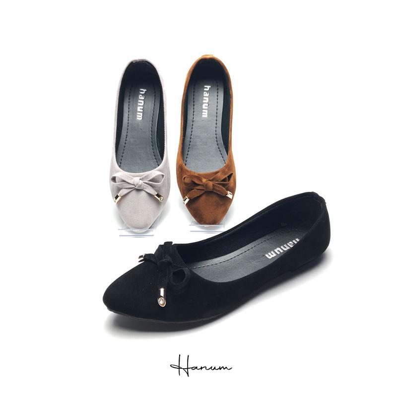 Hanum - Sepatu Flat Shoes Balet Wanita Suede / Bludru HF06 Pita Hitam ...