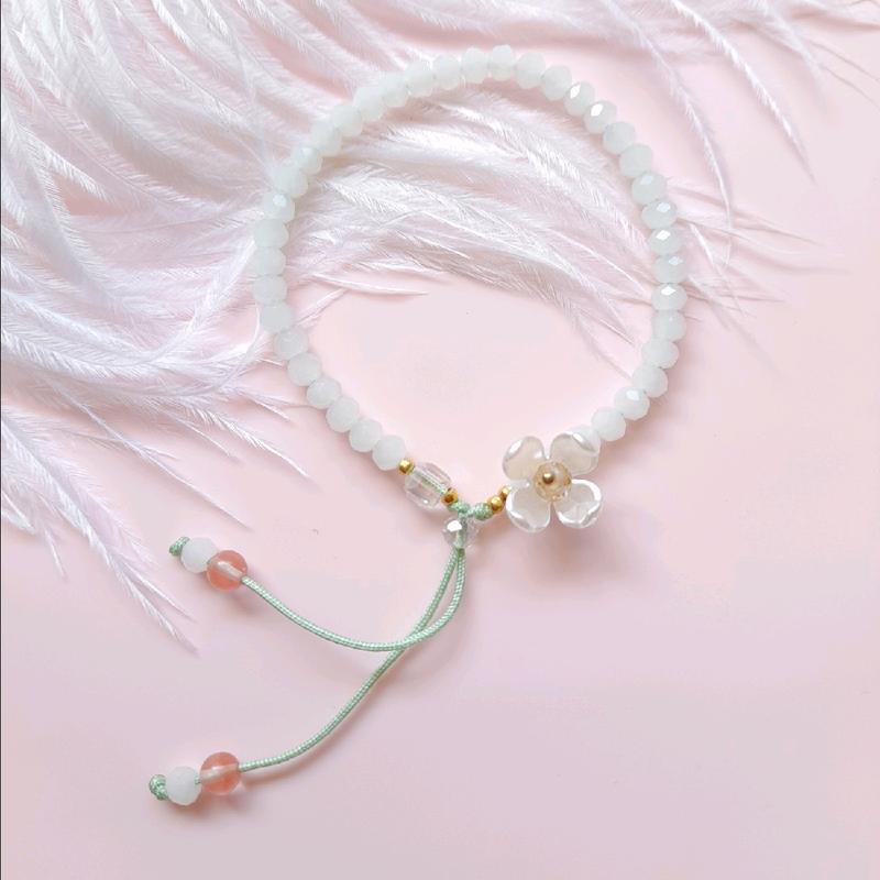 BRAELYN•WHITE FLOWER•gelang tali aesthetic•gelang serut•gelang - Shop ...