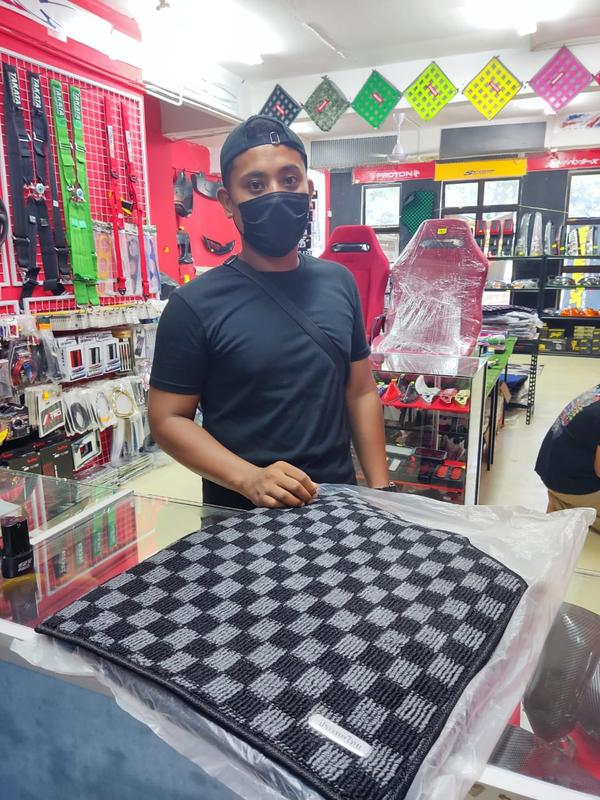 UNIVERSAL KARPET DADU STYLISH STYLE UNIVERSAL CARPET DICE FO - TikTok ...