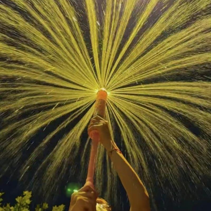 Creative Fireworks Water Guns Fireworks Shaped Water Spray Toys ...