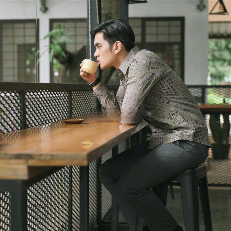 Kemeja Pria Lengan Panjang Moderen / Baju Batik Kerja Sragam - Shop ...