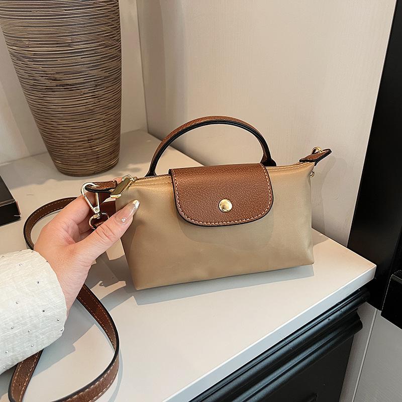 Beg Wanita, Beg Fesyen Perancis, Saiz Mini, Kasual dan Serba - TikTok ...