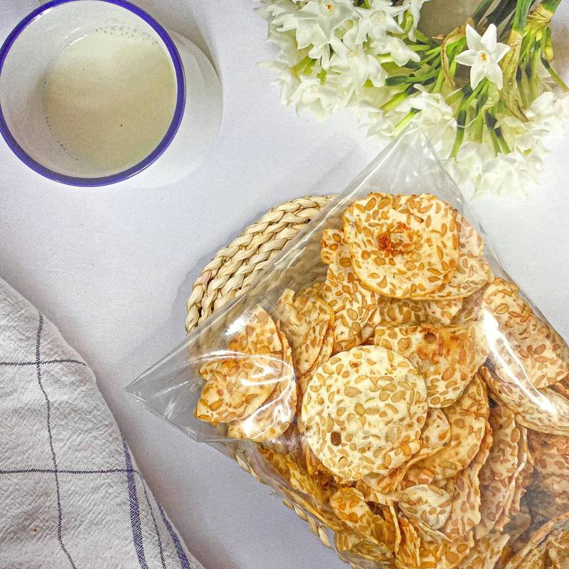 Kerepek Tempe Putih 300 GRAM Food Keropok Snack - TikTok Shop Malaysia