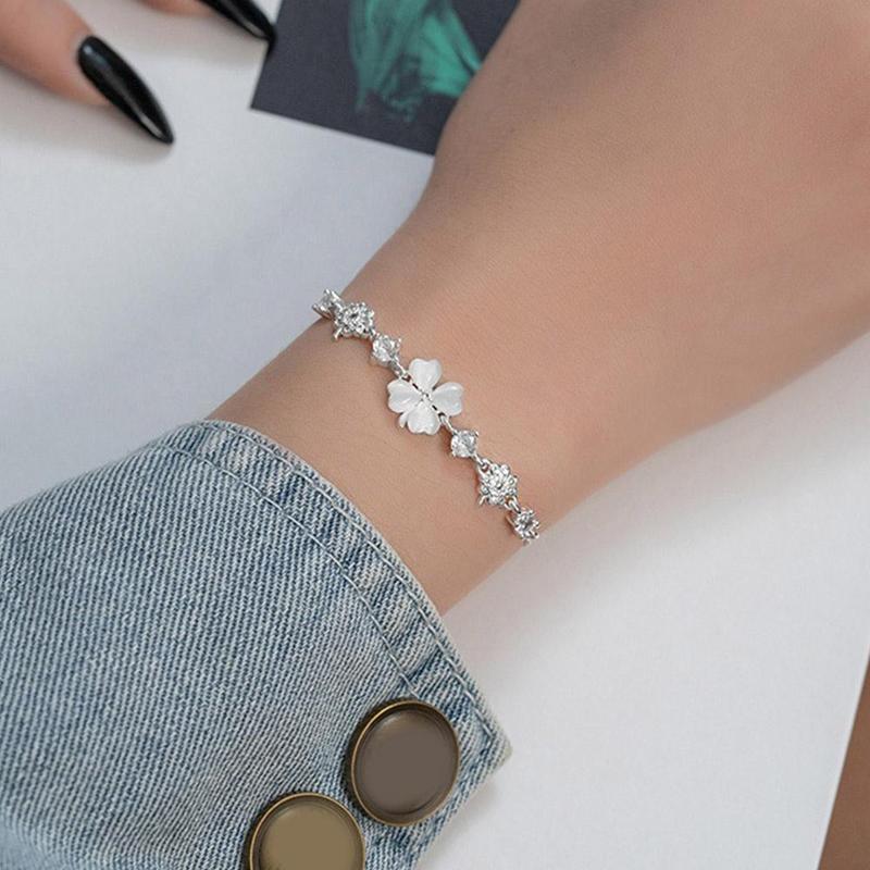 Gelang Semanggi, Bertuah, Rekaan Serbaguna Niche Wanita, Gelang ...