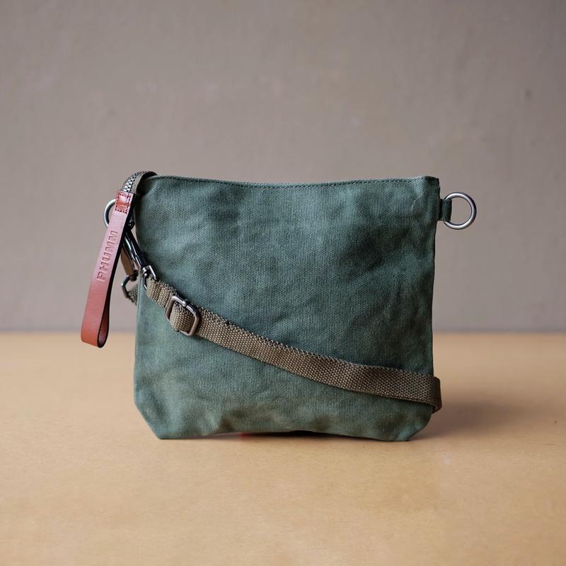 PHUMM กระเป๋ารุ่น A5 KIT BAG สี GREEN เขียวทหาร - TikTok Shop Thailand