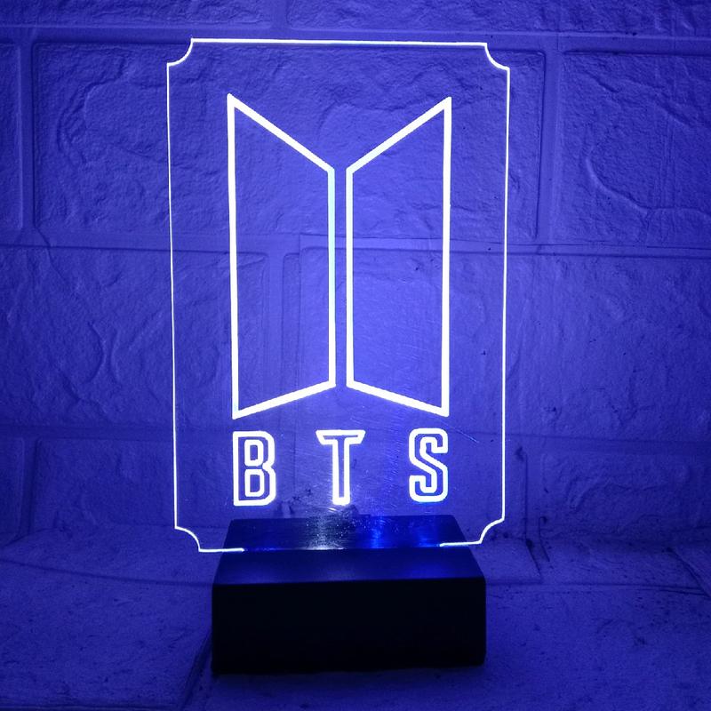 Lampu Hias BTS Logo Akrilik 10x18cm dengan Kabel USB - Set, Plastik ...