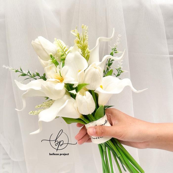 Jual BOUQUET PERNIKAHAN AKAD PREWEDDING TULIP LILY BQ07 - Tulip lily ...