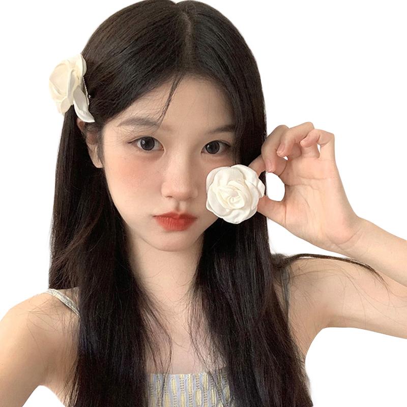 Klip rambut bunga putih untuk wanita, pin rambut Camellia yang - TikTok ...