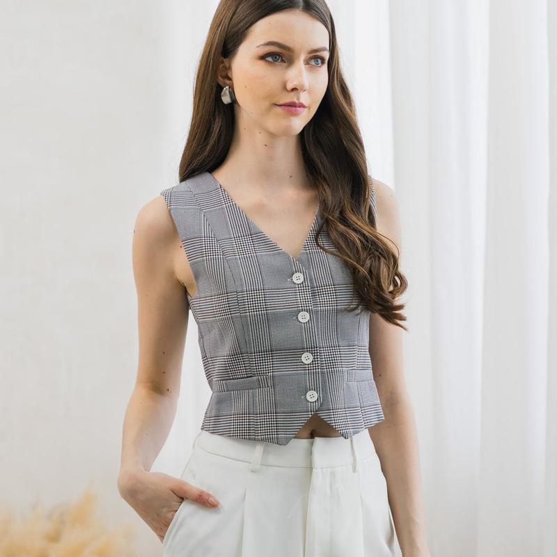 Perlyn Plaid Vest Top in Black - TikTok Shop Singapore