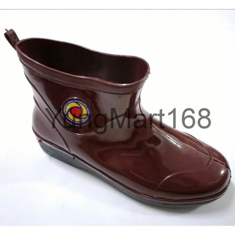 Lo Cut Rubber Rain boots | Kasut boot Getah 903 BN/BK/YW - TikTok Shop ...
